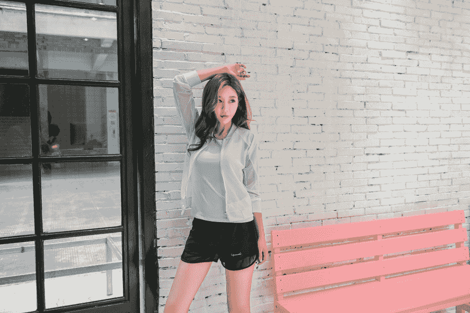 About Us - Blopple on Strikingly