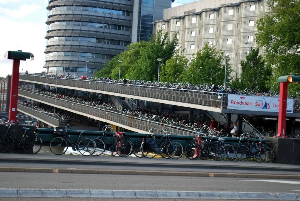The 'bicycle-train' system - Innovation Output bike tra...