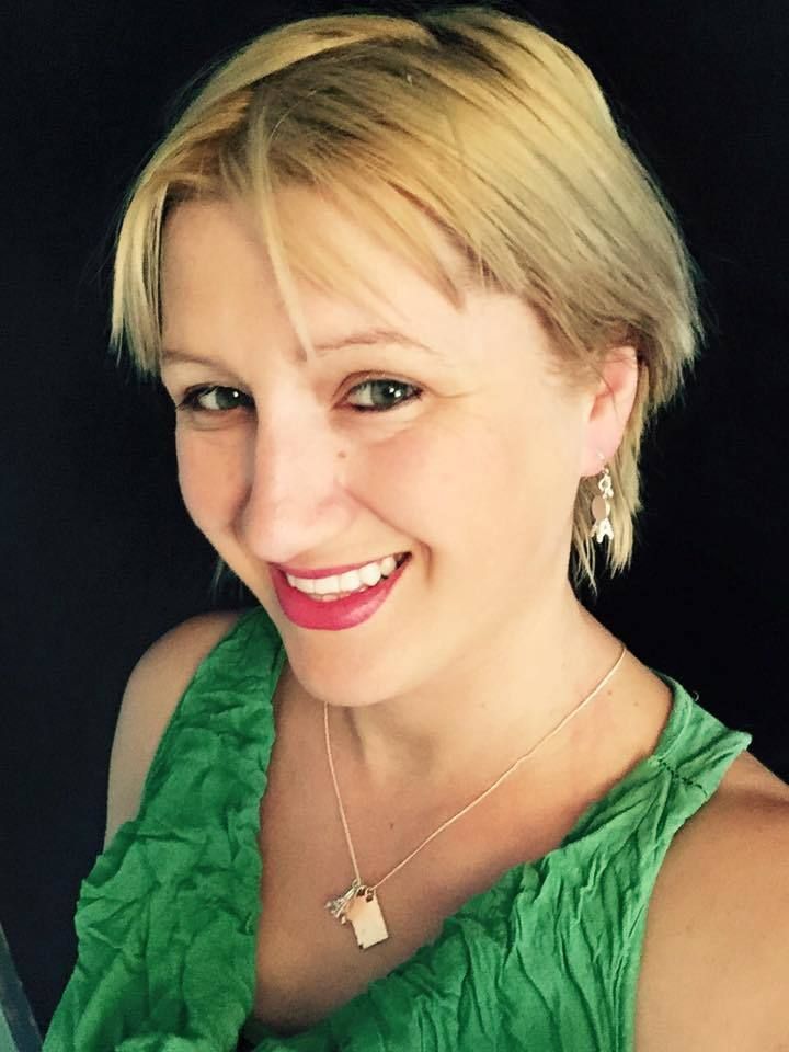 anne mounier's Personal Website on Strikingly