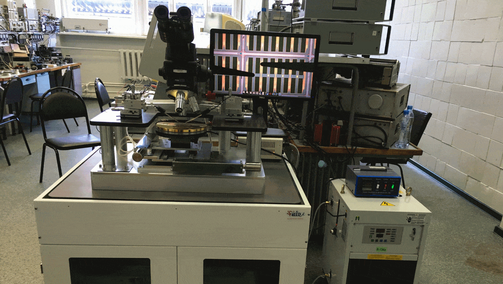 Vacuum Probe Station (VPS series)