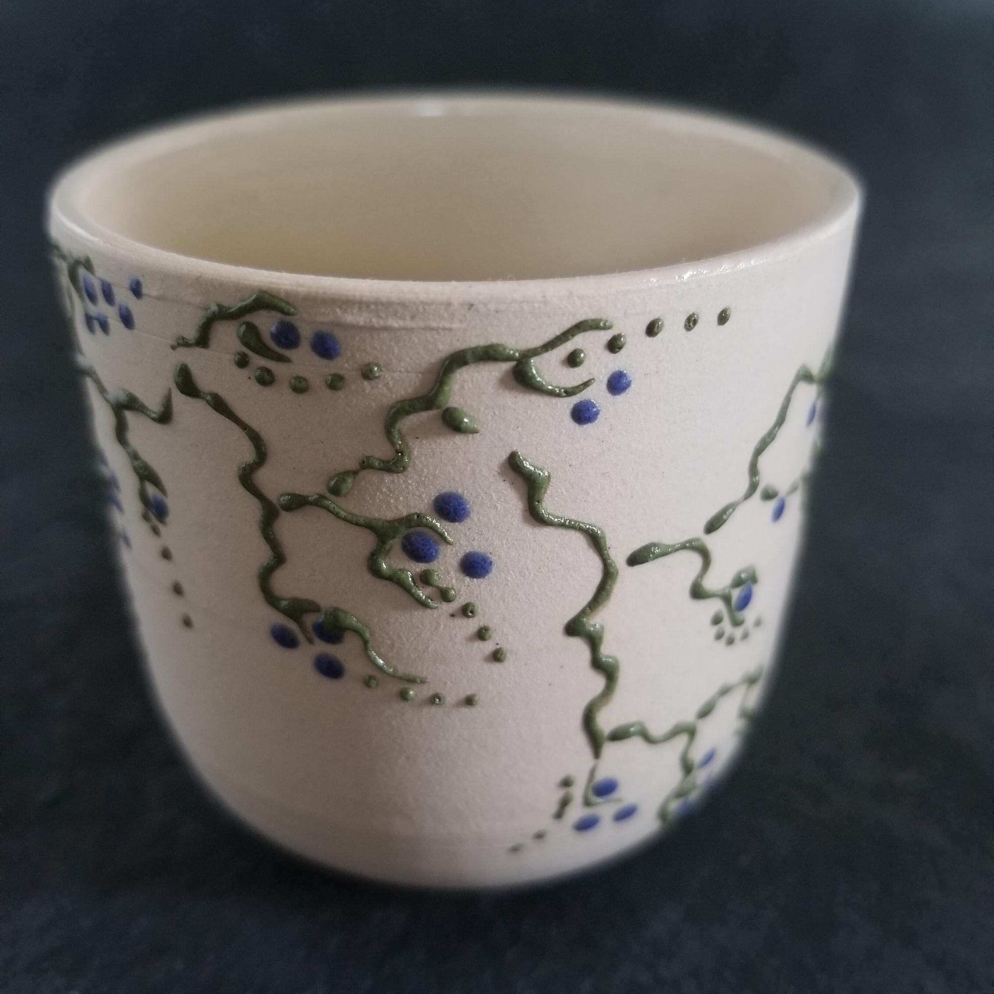 Queen of Cup: fine hand crafted ceramics