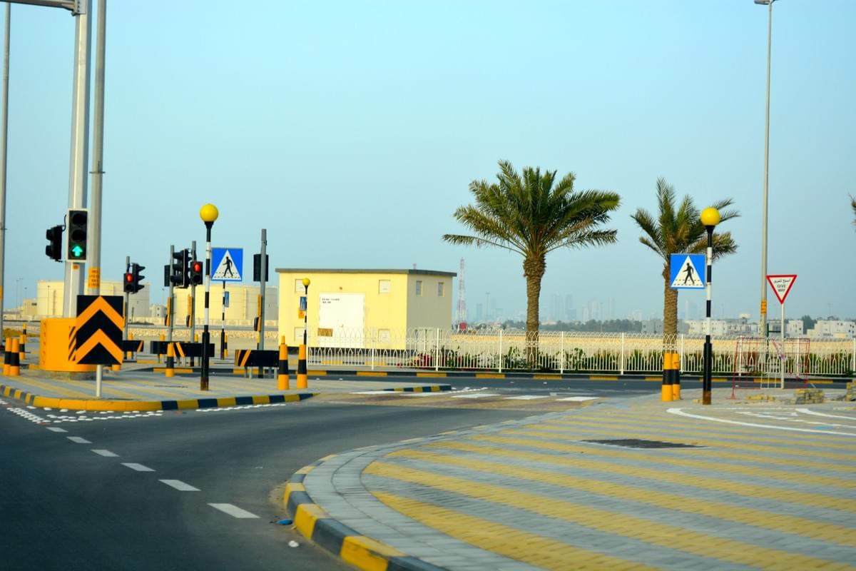 UK BELISHA BEACON - PEDESTRIAN CROSSINGS