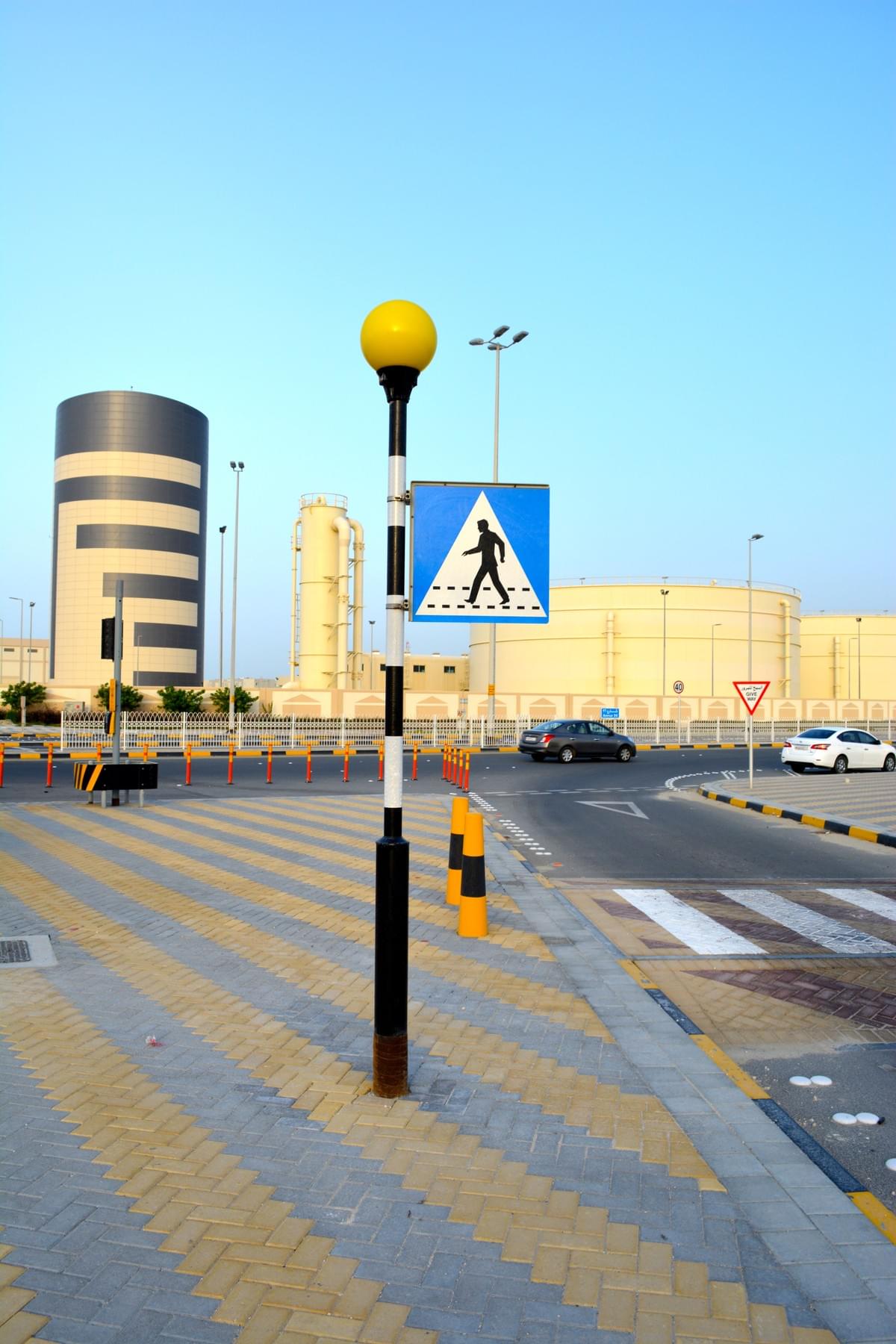 UK BELISHA BEACON - PEDESTRIAN CROSSINGS
