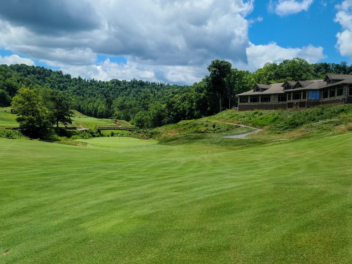 Almost Heaven, West Virginia: A Visit to Pete Dye Golf Club - golf Top ...