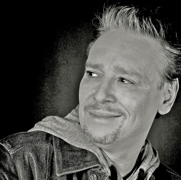 Rick Allison Officiel