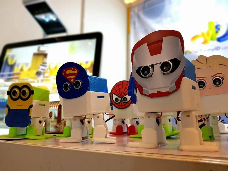 4 easy ways to design your own robot - Design