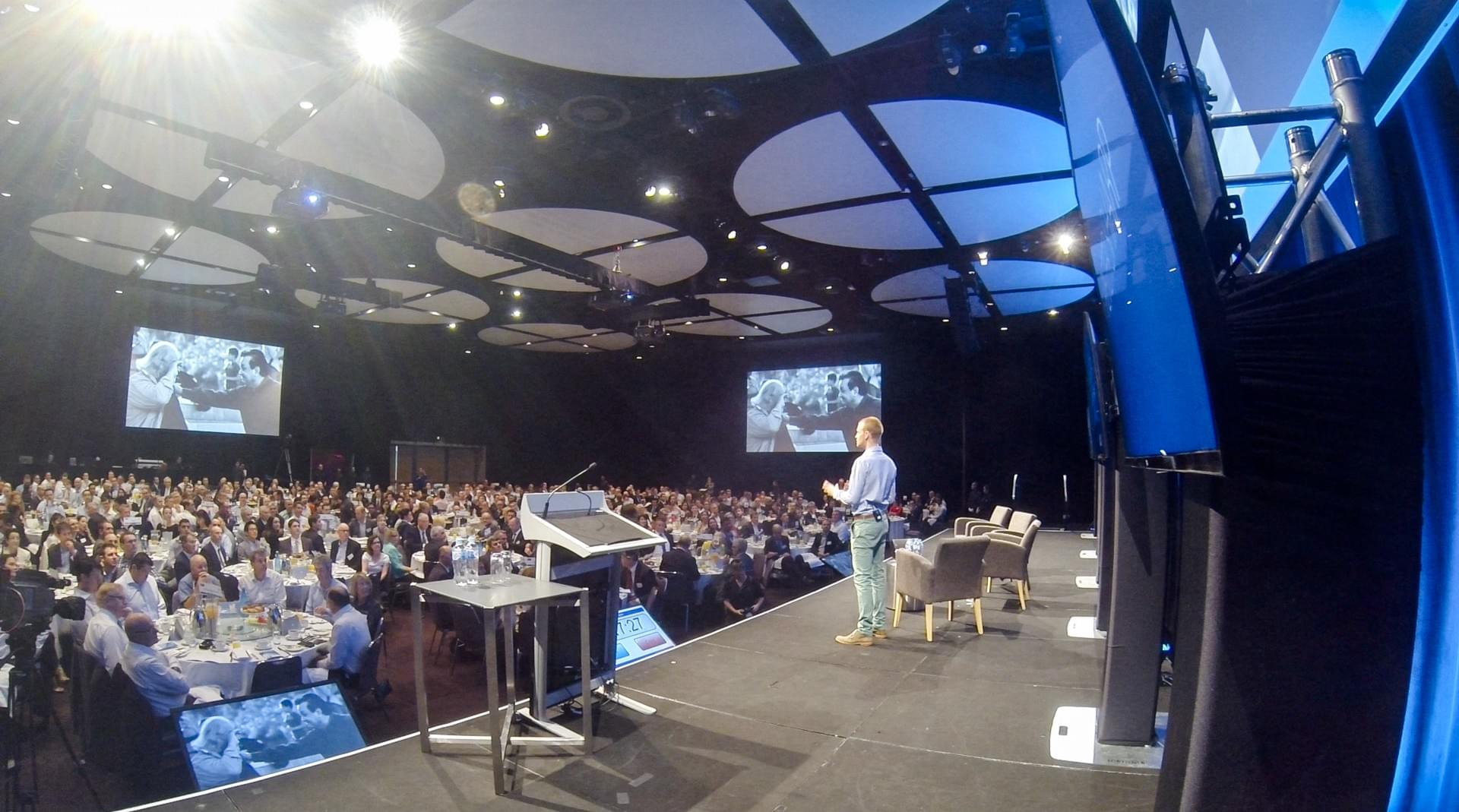 Peter Sharp - Social Artist