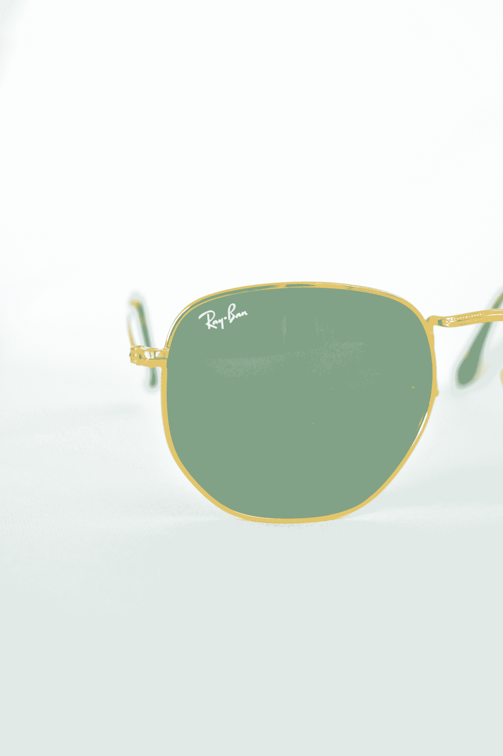 Where Are Ray-Bans Made? A Seller’s Guide to Sunglasses...