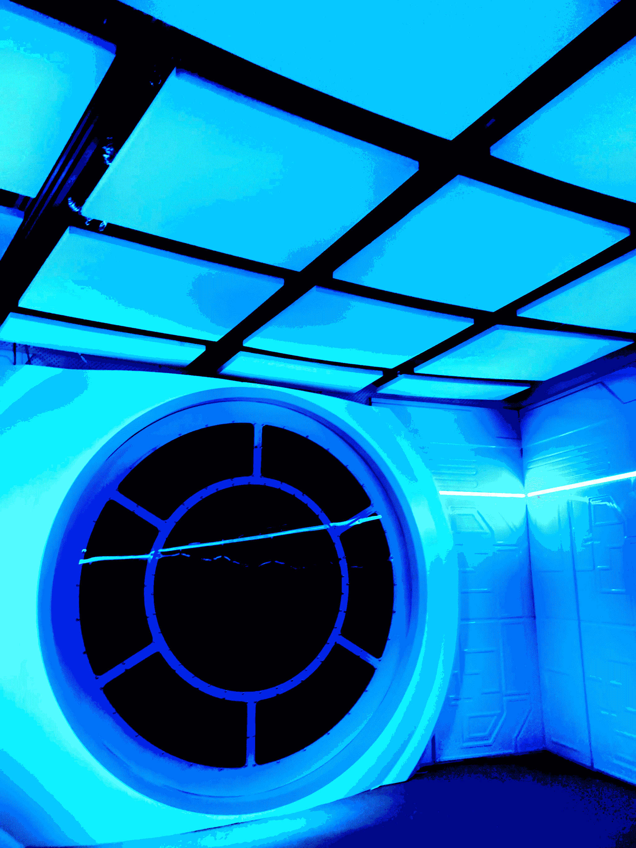 Amazing Features of Space Capsule Hotel Accommodations