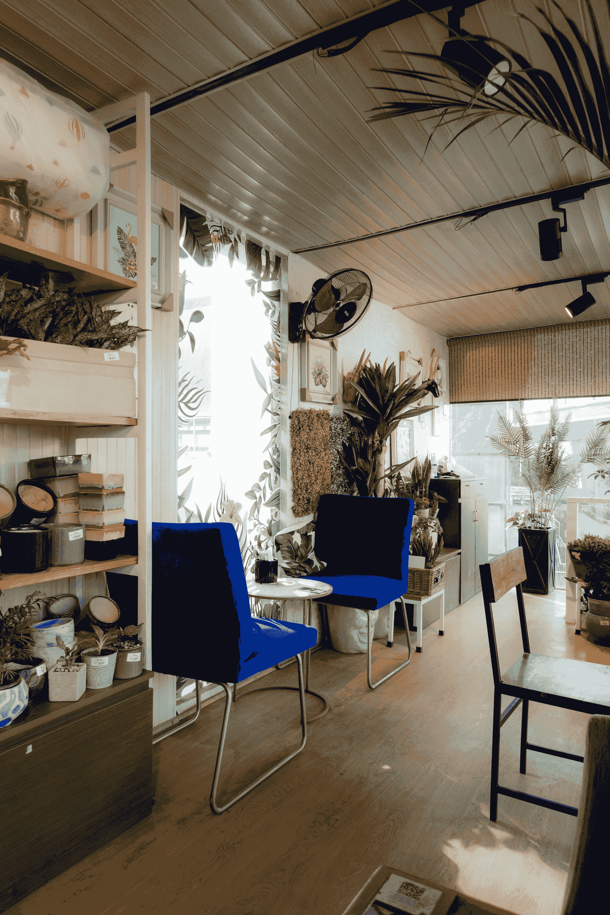 Creative Container Converted to Shop Designs You’ll Lov...