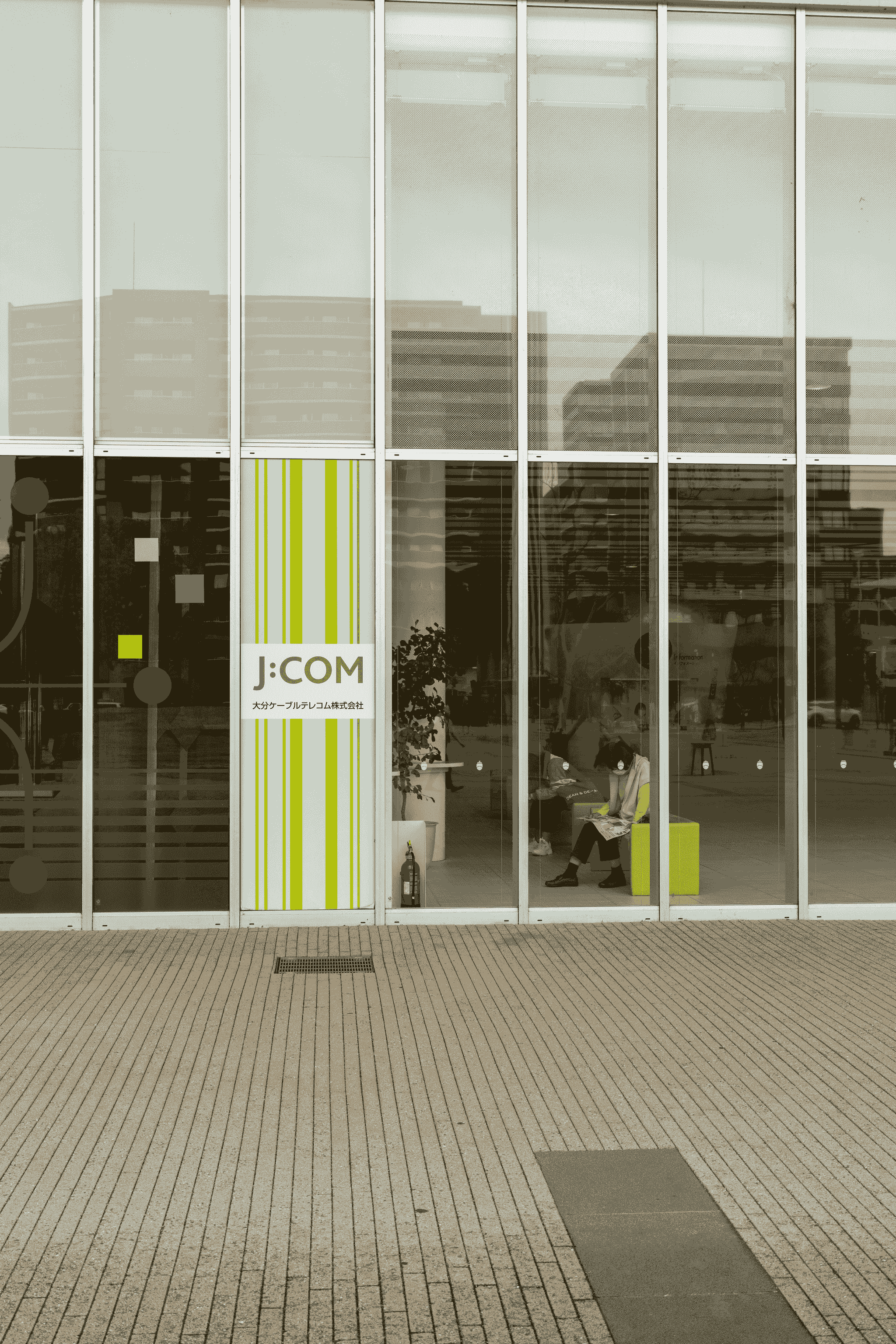 Discover Versatile Prefab Retail Buildings for Your Nee...