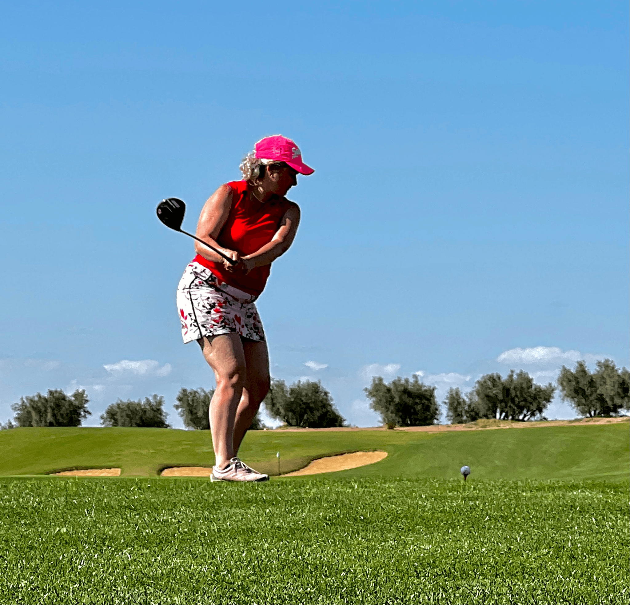Bond Golf Global Partners with Club Car to Celebrate Wo...