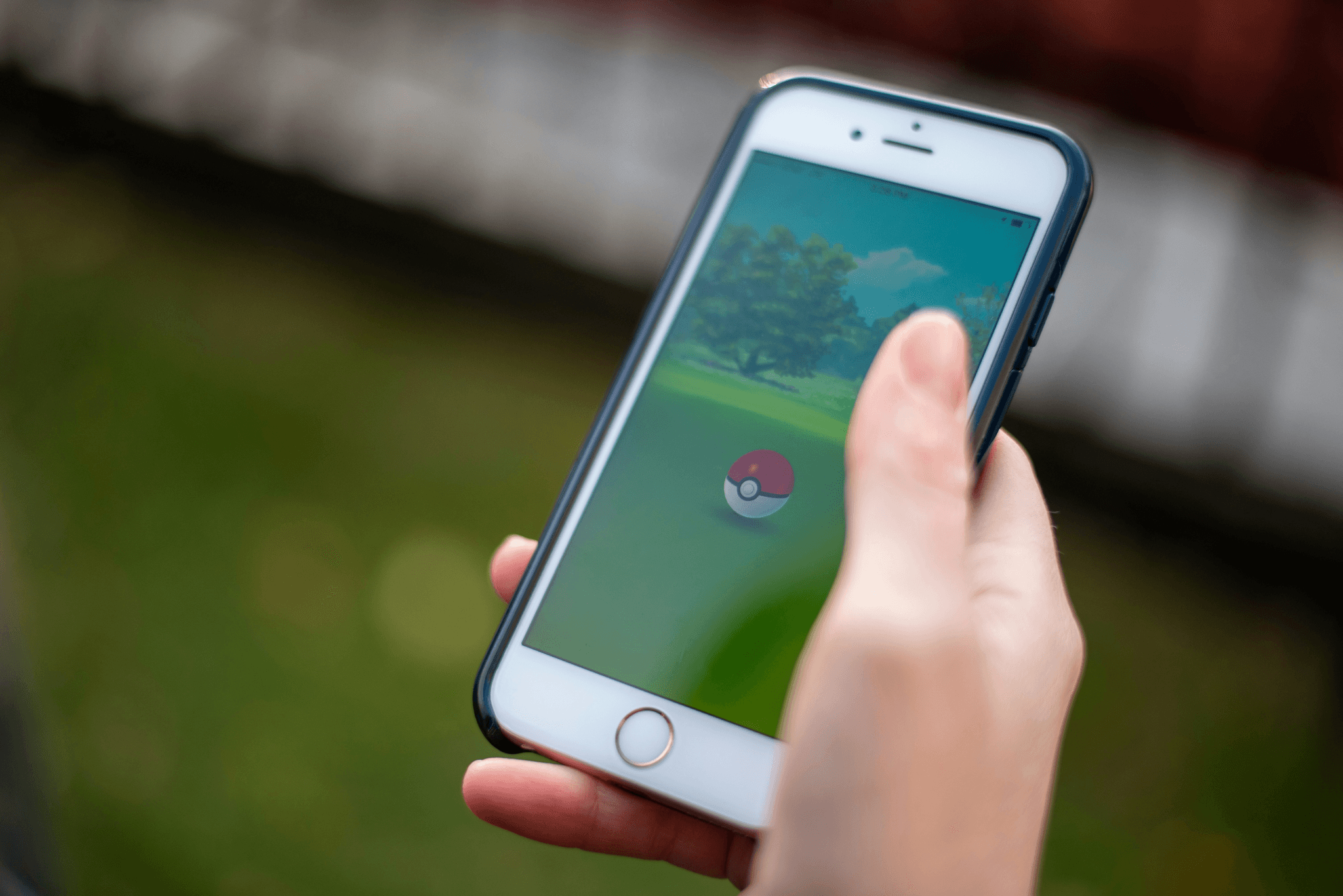 How to Beat Shadow Incarnate Tornadus in Pokemon GO Rai...